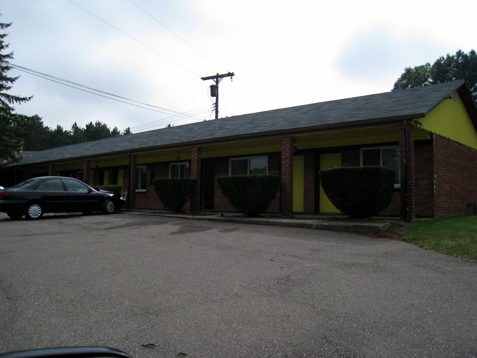 Locations Hub - Parkway Motel