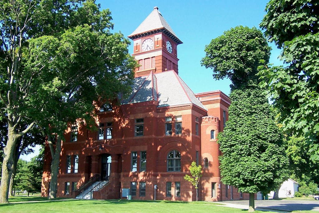 Locations Hub - Mason County Courthouse