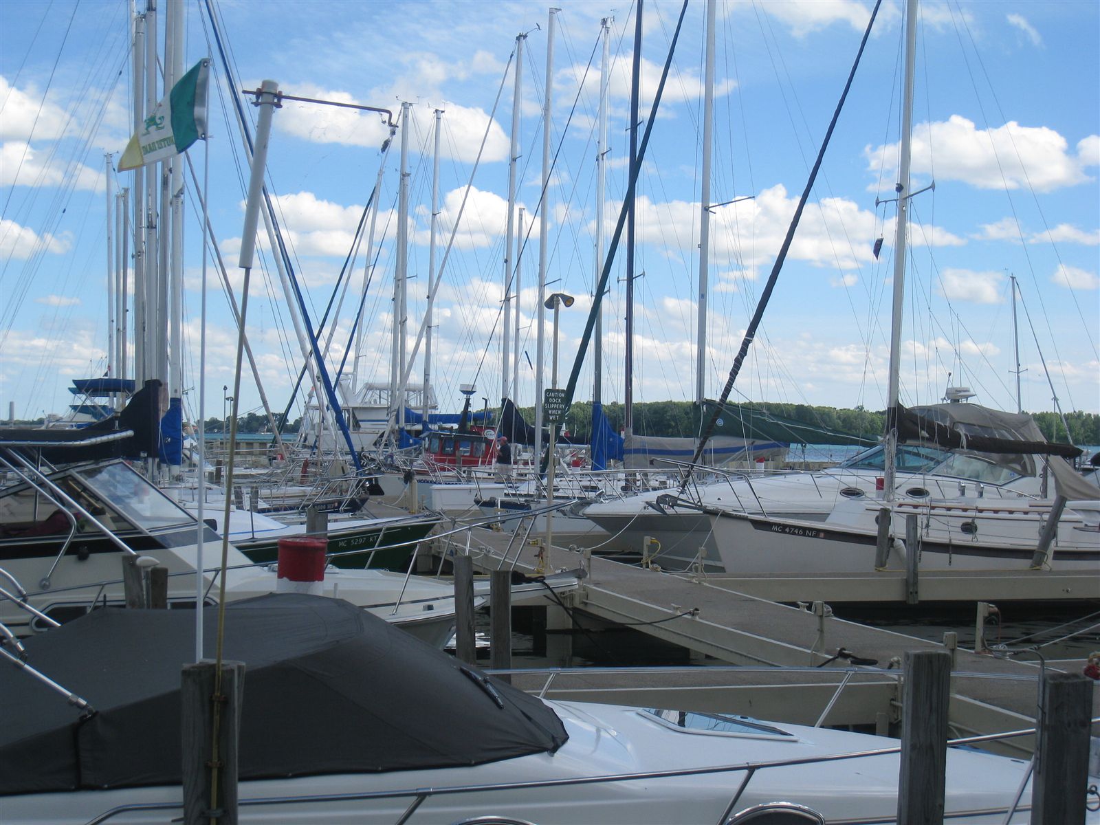 Locations Hub - Windmill Pointe Park/Marina