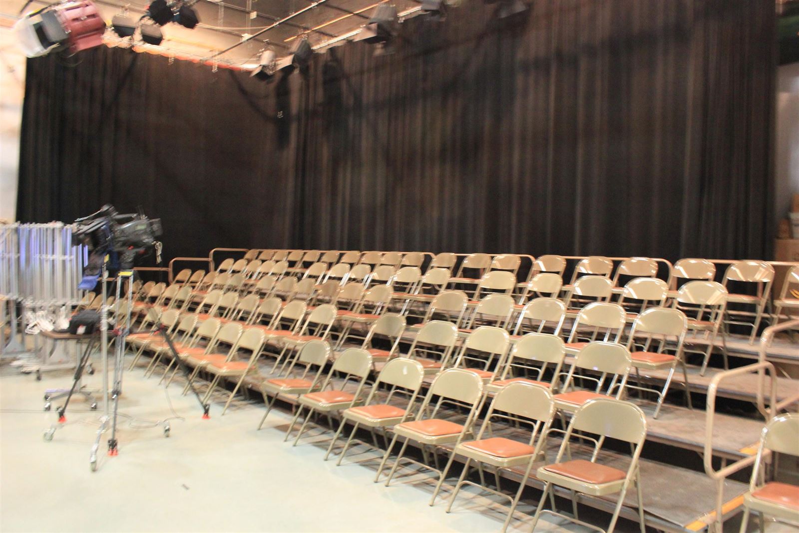 Locations Hub - CBS WWJ Detroit Television TV Studios