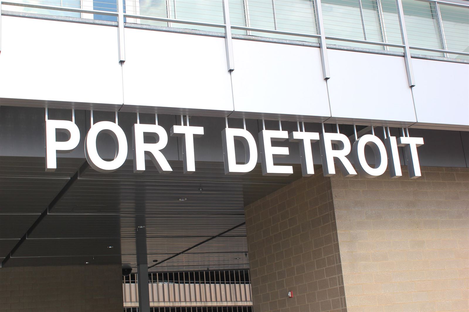 Locations Hub - Waterview Loft at Port Detroit