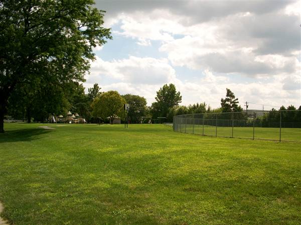 Locations Hub - Groesbeck Park