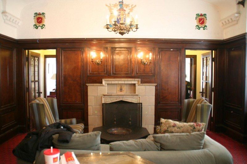 Locations Hub - Chatsworth Tower Apartments - Wayne State University
