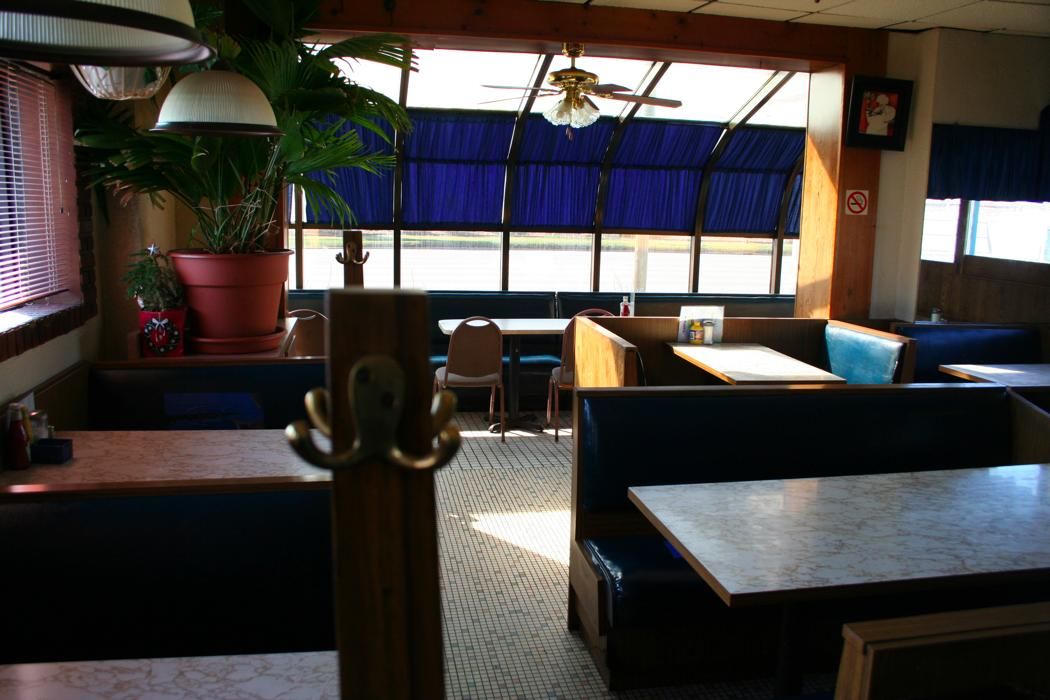 Locations Hub - Telly's Restaurant
