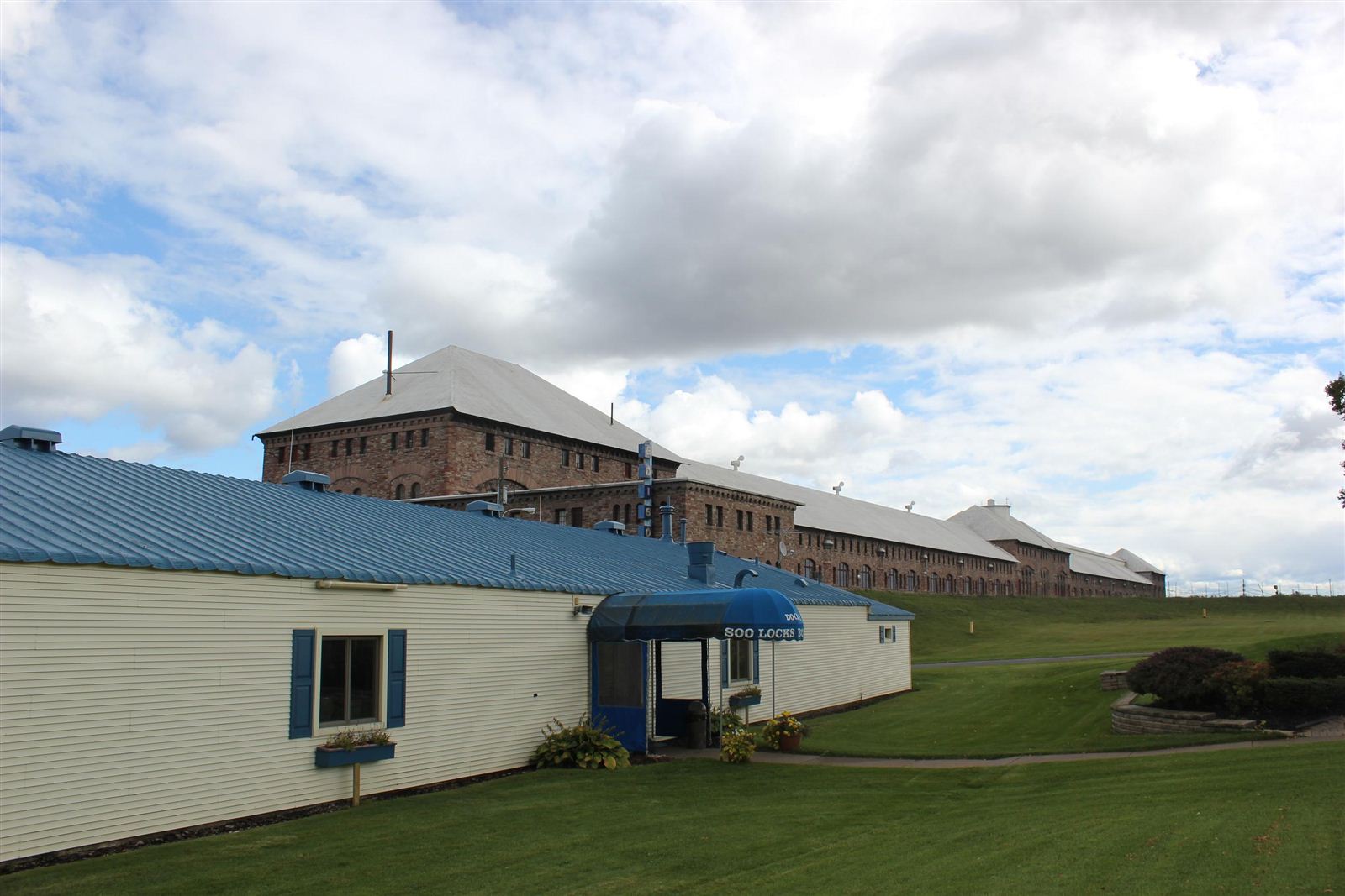 Locations Hub - Edison Sault Hydroelectric Power Plant