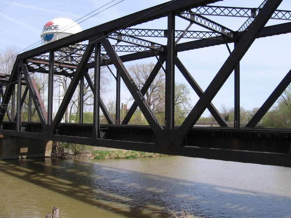 Locations Hub - Monroe CN Railroad Bridge