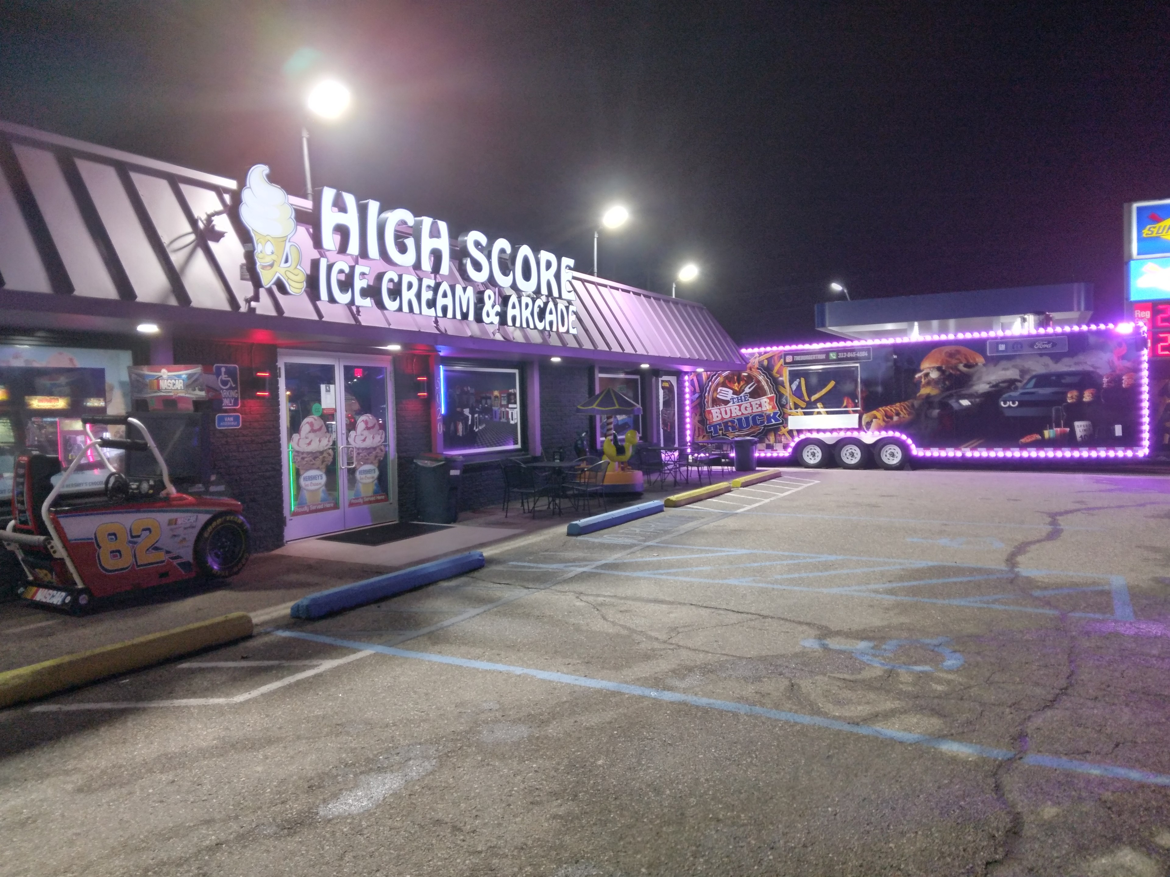 Locations Hub - High Score Ice-cream & Arcade.