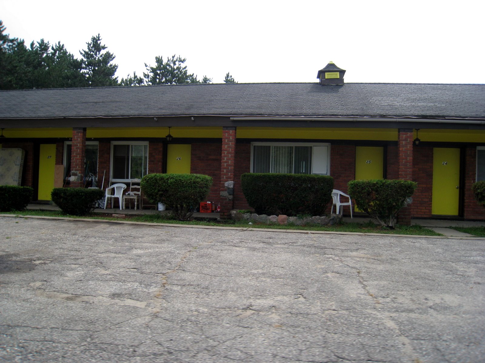 Locations Hub - Parkway Motel