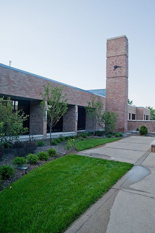 Locations Hub - Loutit District Library
