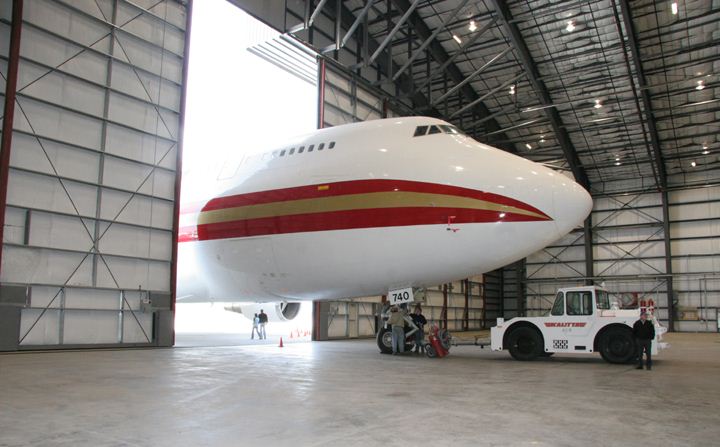 Locations Hub - Kalitta Air Hangar