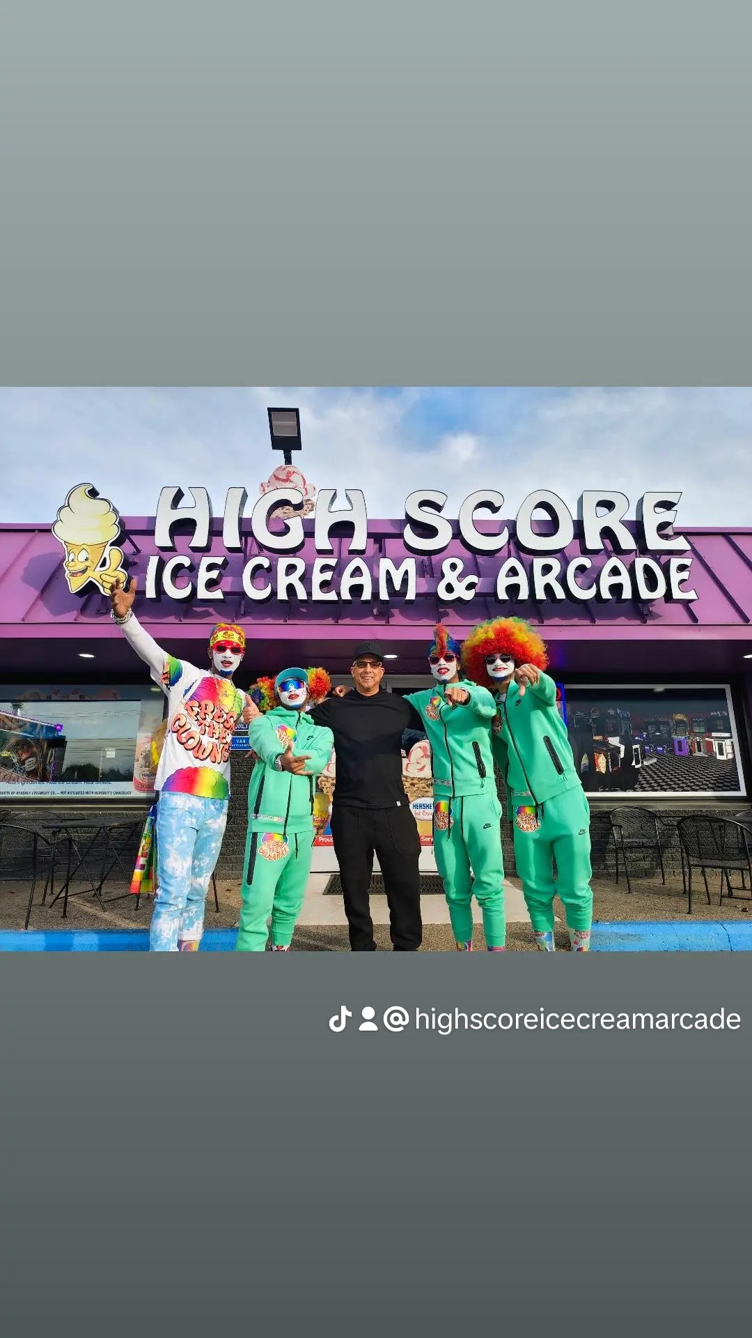 Locations Hub - High Score Ice-cream & Arcade.