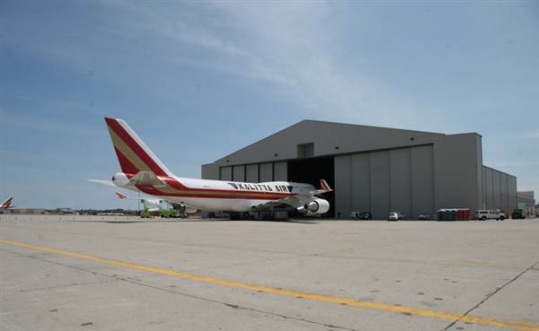 Locations Hub - Kalitta Air Hangar