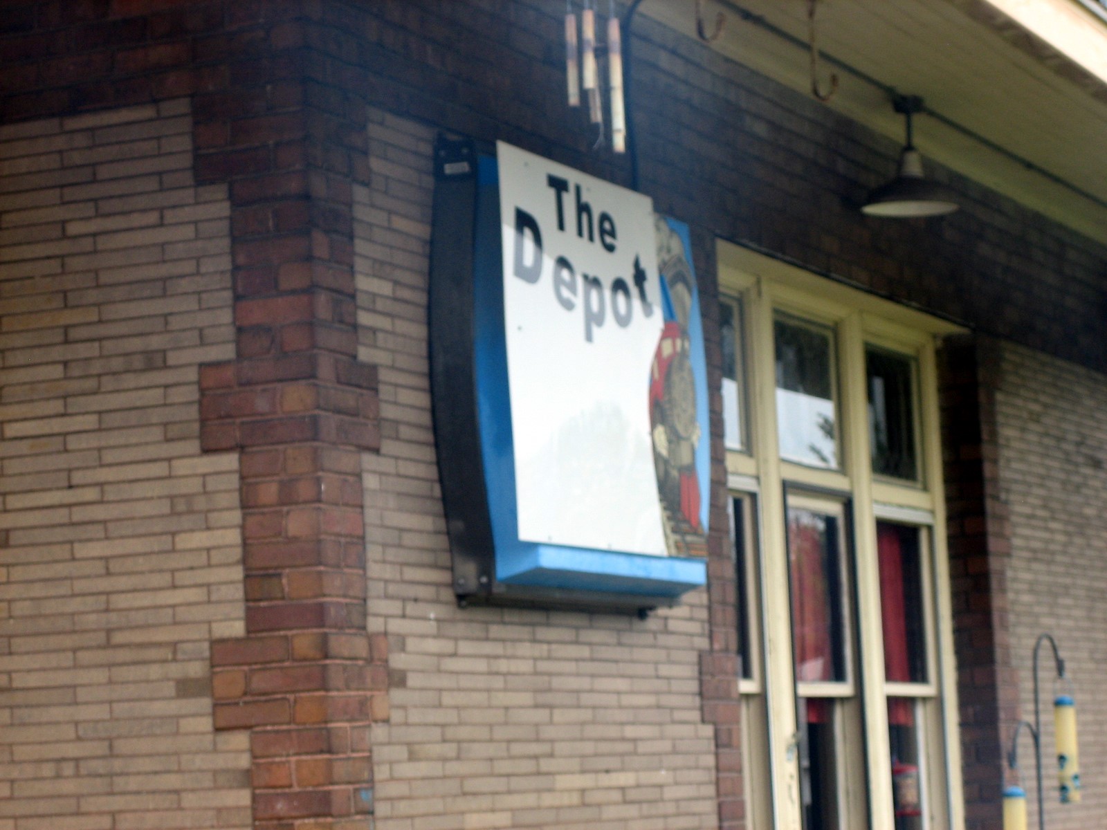 Locations Hub - Leslie Depot Diner