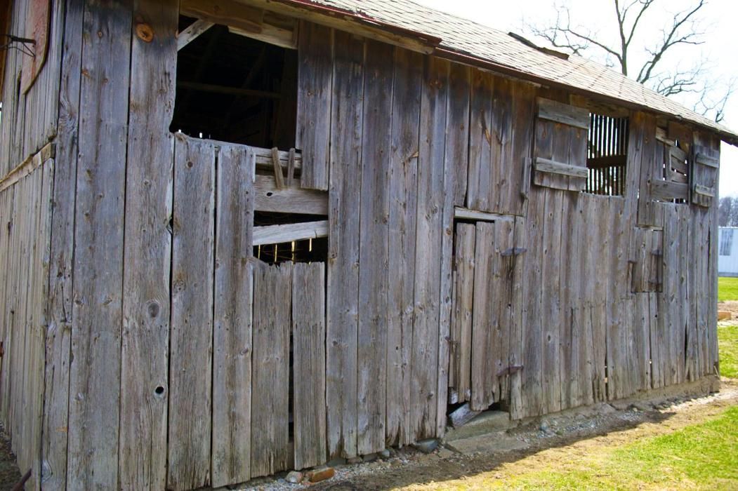 Locations Hub - Leon's Farm