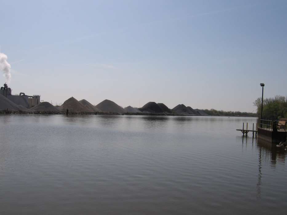 Locations Hub - Zilwaukee Bridge