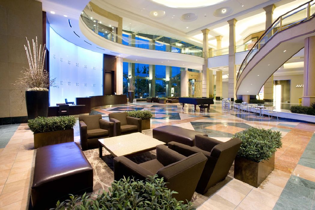 Locations Hub - The Somerset Collection