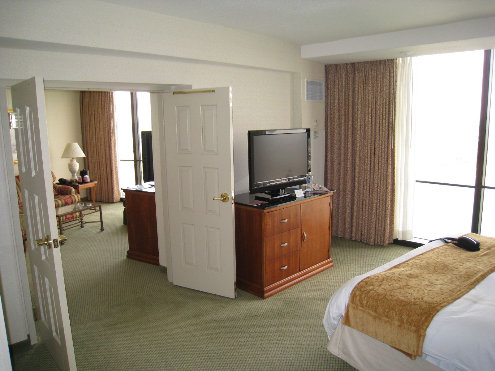 Locations Hub - GM Renaissance Center