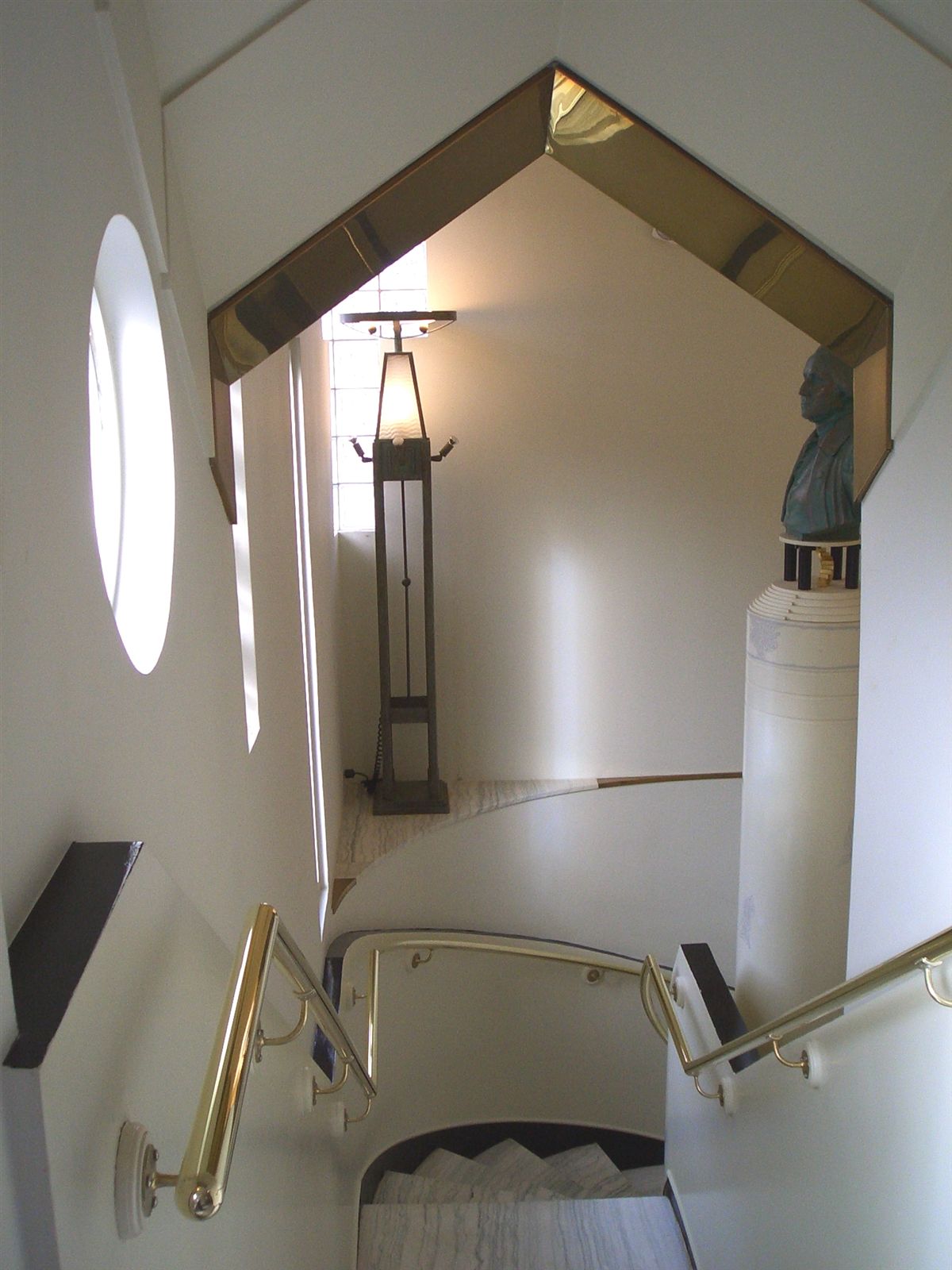 Locations Hub - Washington Square Plaza Building