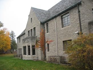 Locations Hub - Burroughs House