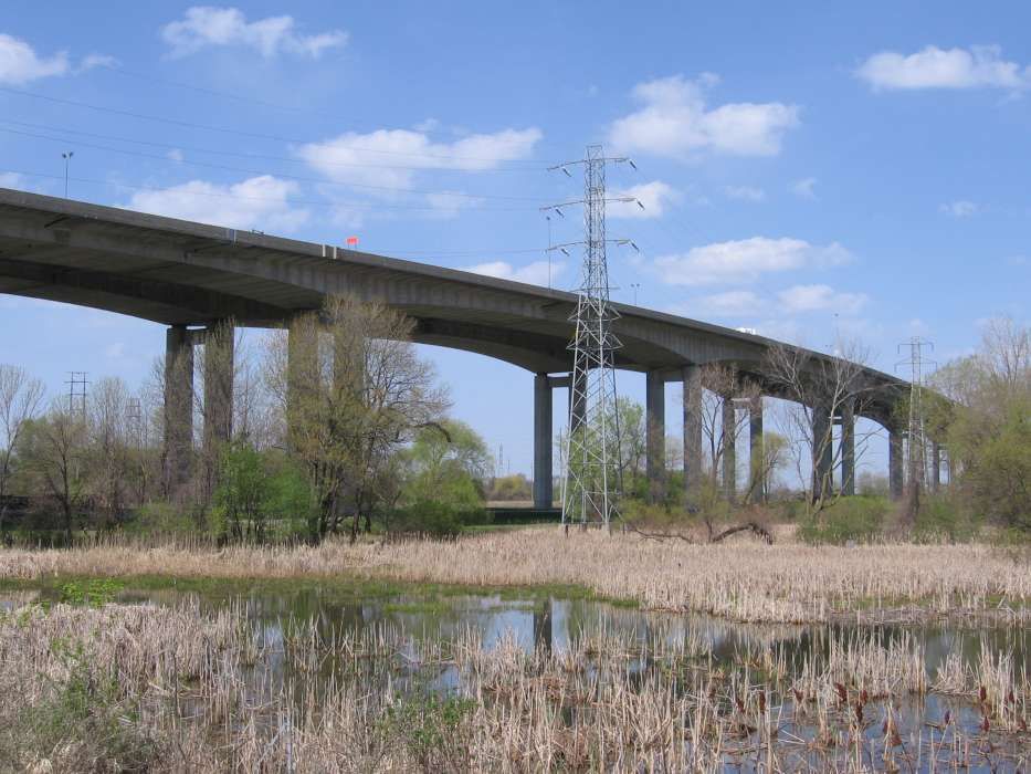 Locations Hub - Zilwaukee Bridge