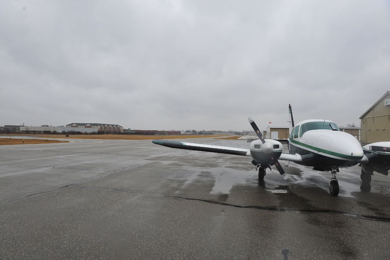 Locations Hub - Oakland/Troy Airport